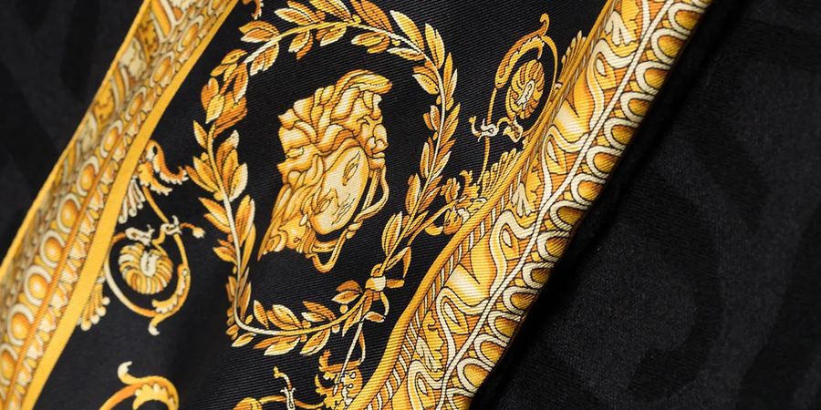 10 secrets about the Versace brand that will amaze you